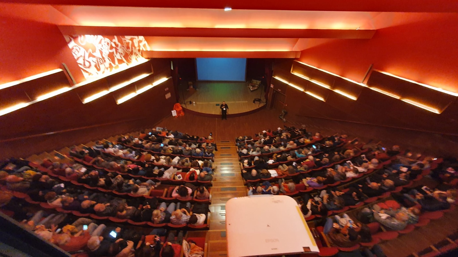 Teatro a Cernusco sul Naviglio: la Scena è servita atto secondo... e ...